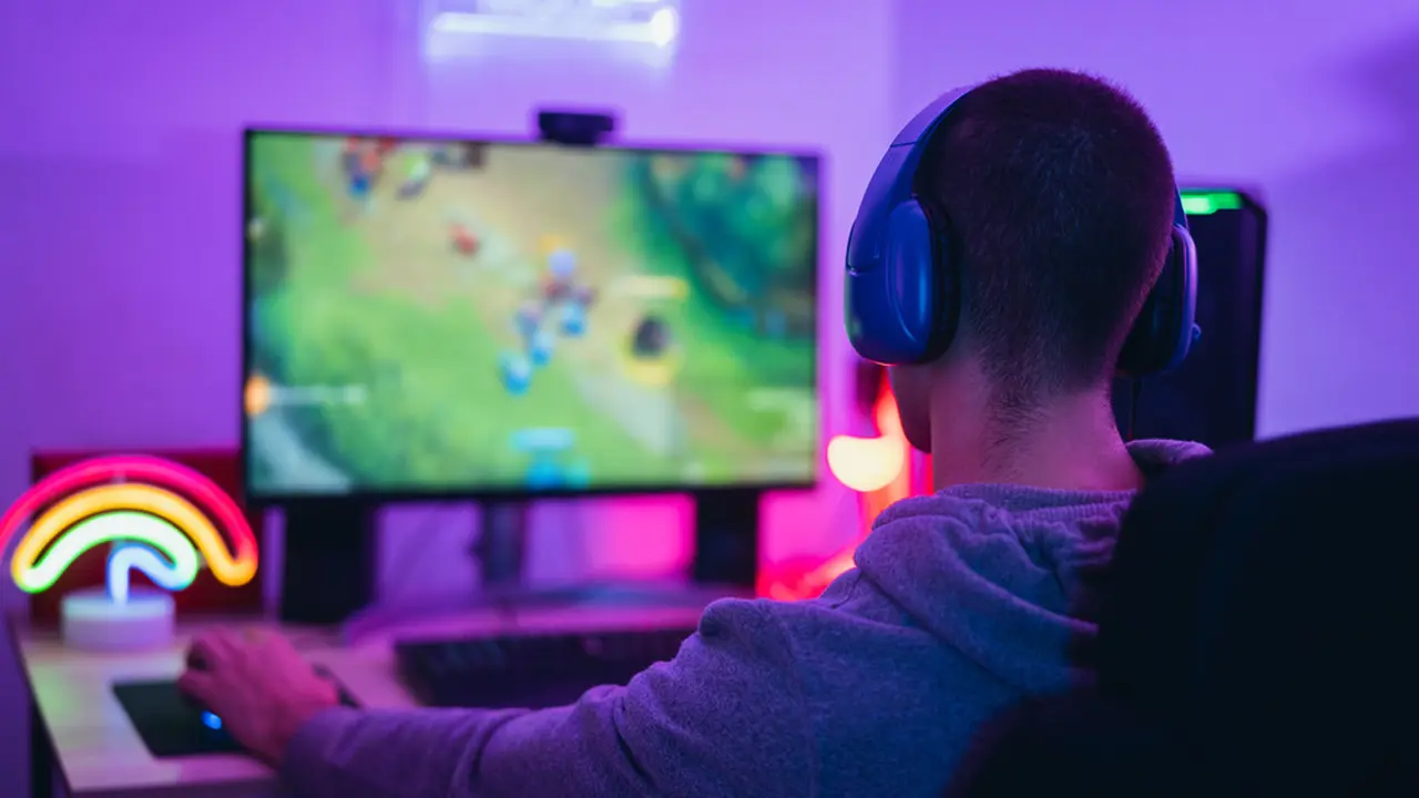 Orang Indonesia Habiskan Rp 30 Triliun untuk Game Online, Sayang ...