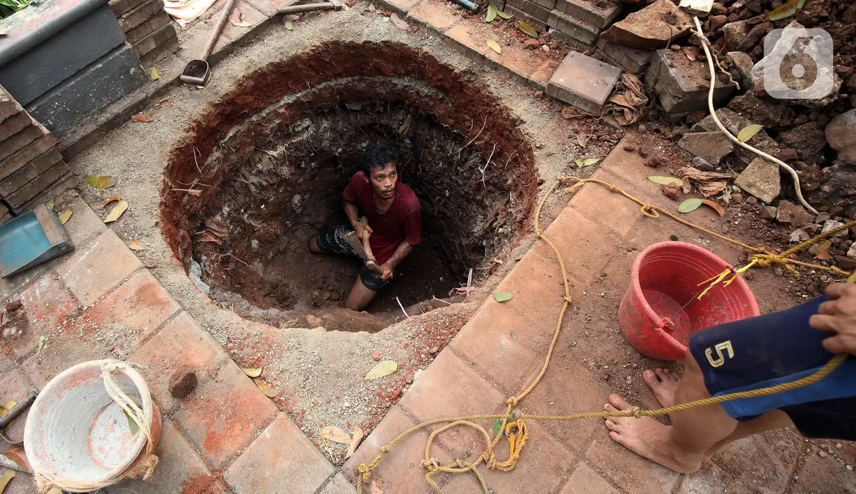 FOTO: Pembuatan Sumur Resapan Antisipasi Banjir di Jakarta - Foto ...