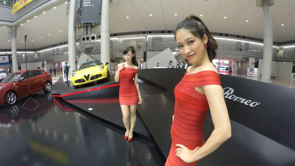 Yuk Intip SPG Produk Lokal di Tokyo Motor Show (Bagian II) - Otomotif ...