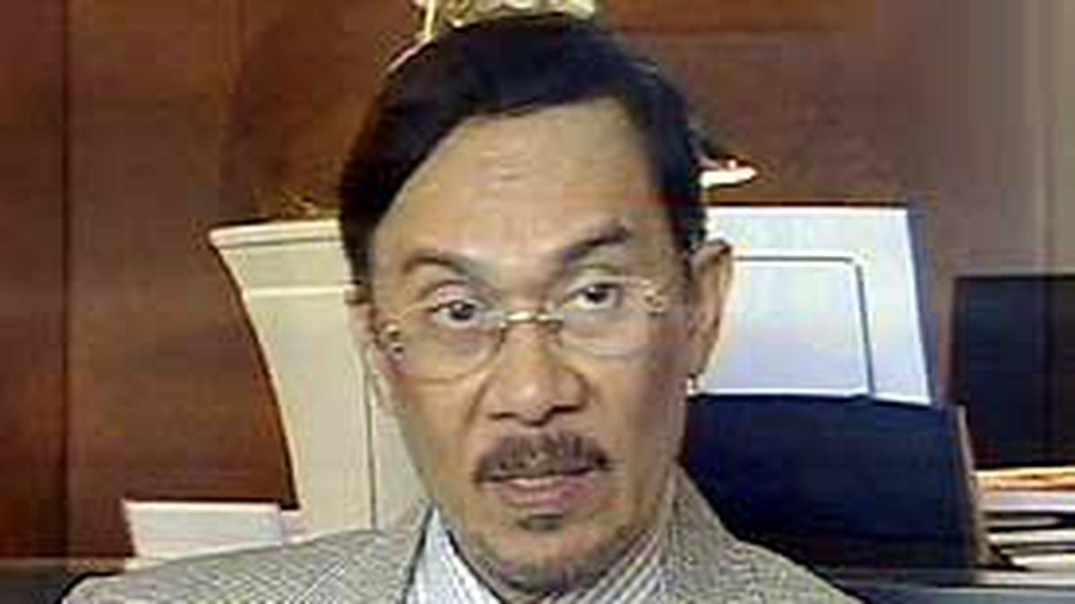 Gus Dur-Paul Wolfowitz Bertemu Anwar Ibrahim - Global Liputan6.com