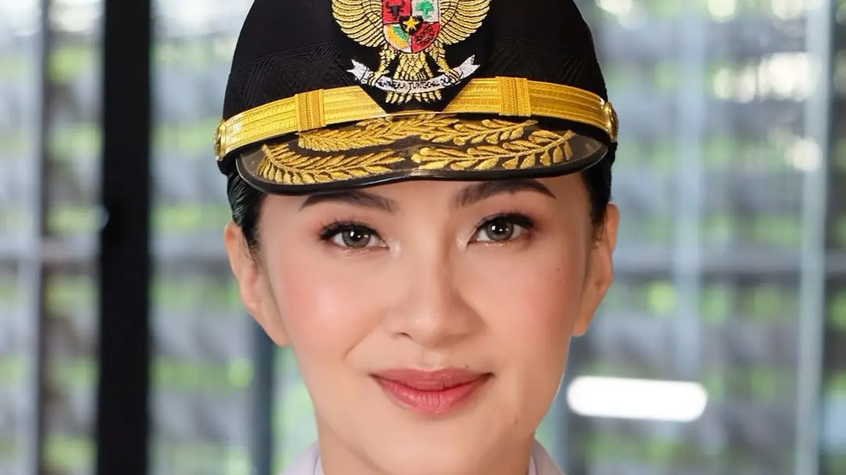 Berita Potret Sherly Tjoanda yang Resmi Jadi Gubernur Maluku Utara Hari ...
