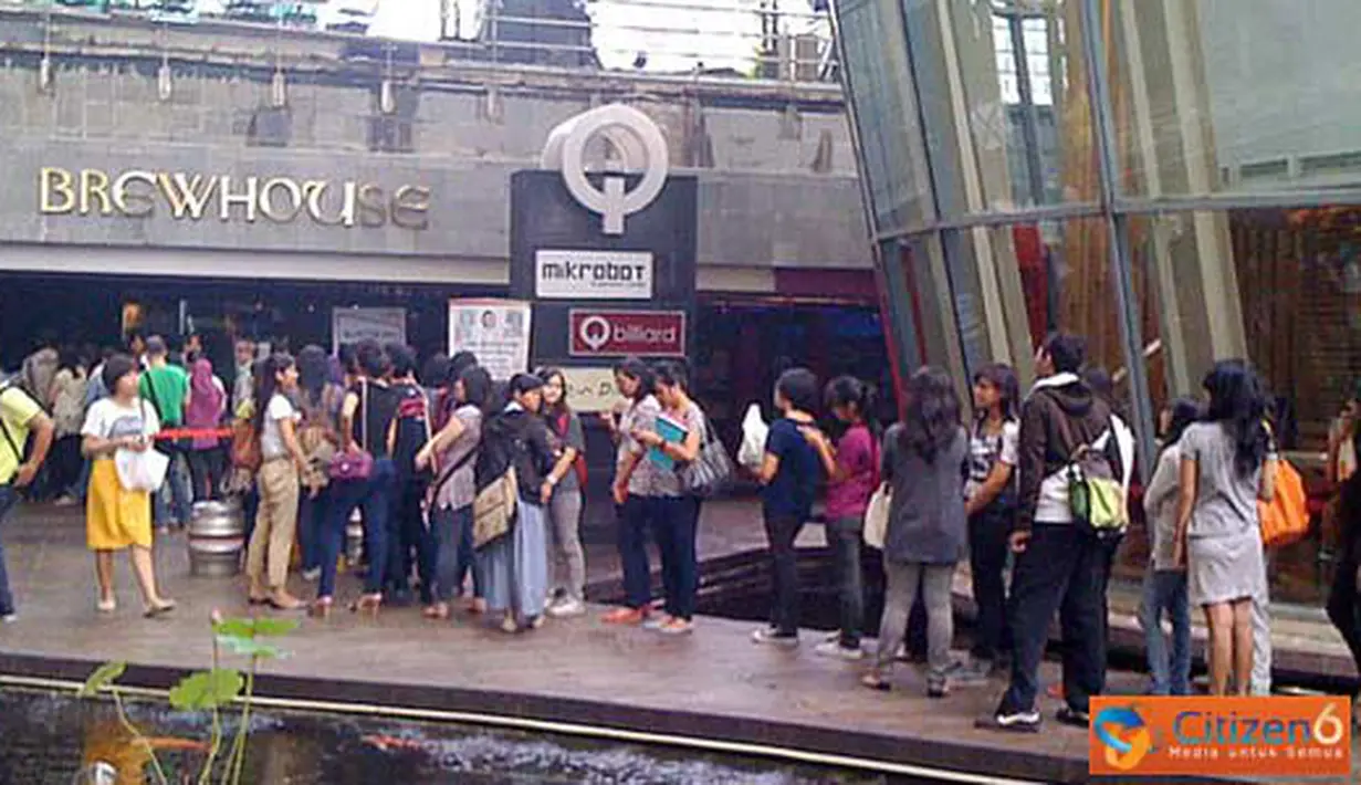 Serbu Antrian untuk Avril Lavigne Presale Ticket - Foto Liputan6.com