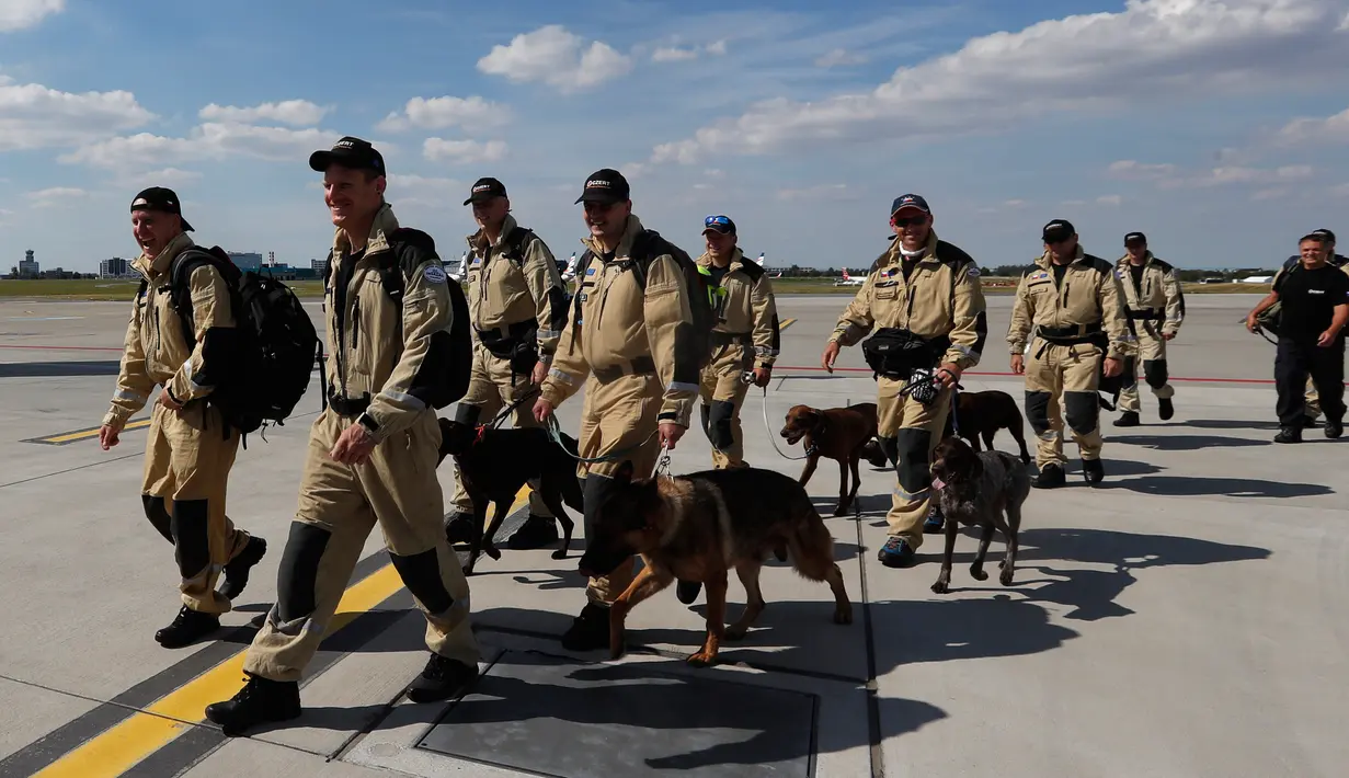 FOTO: Bantuan Tim Anjing Pelacak Republik Ceko untuk Beirut - Foto ...