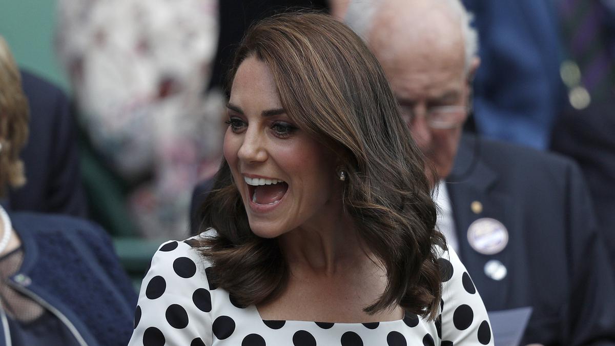 Rambut Pendek Kate Middleton Curi Perhatian - Fashion & Beauty Liputan6.com