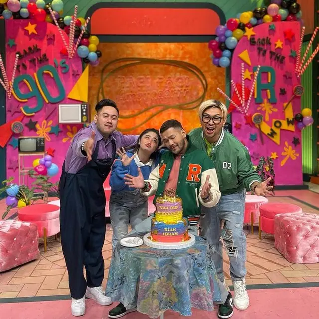 Dewi Perssik Terang-terangan Bilang ke Rian Ibram Ingin Melahirkan Anak, Mengaku Tak Butuh Harta ...