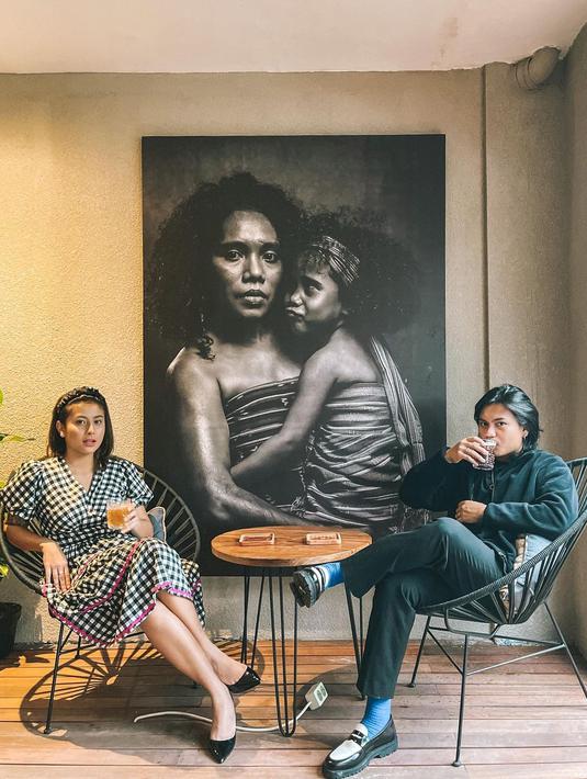 7 Potret Gaya Kompak Awkarin dan Gangga Kusuma, Inspirasi Couple Style ...