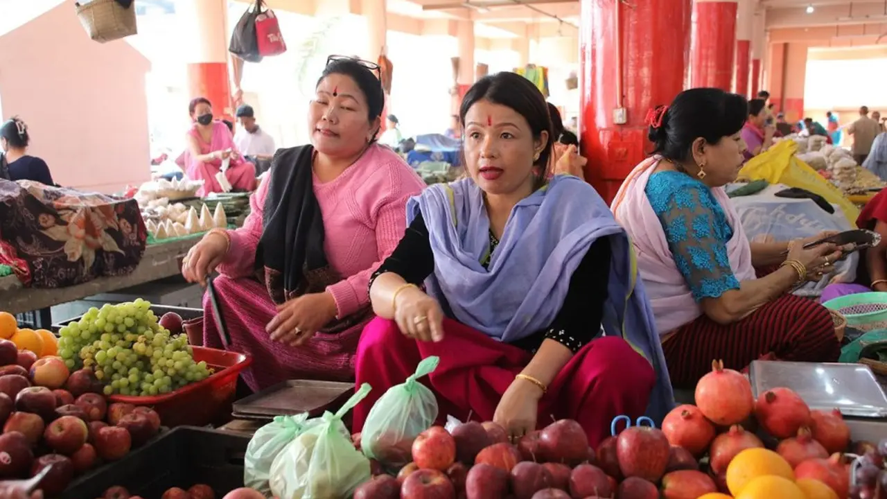 Ima Keithel di India Diklaim Pasar Terbesar Sedunia yang Dikelola ...