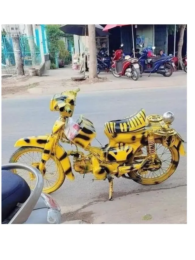 6 Potret Motor Motif Macan Ini Jadi Pusat Perhatian di Jalan, Kocak ...