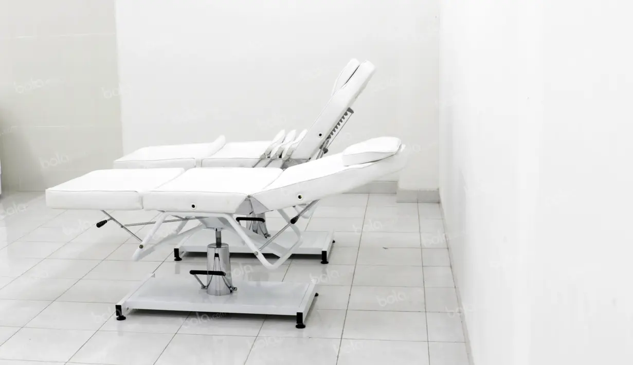 Kamar Ganti dan Bench Persib Bandung yang Eksklusif - Foto Bola.com