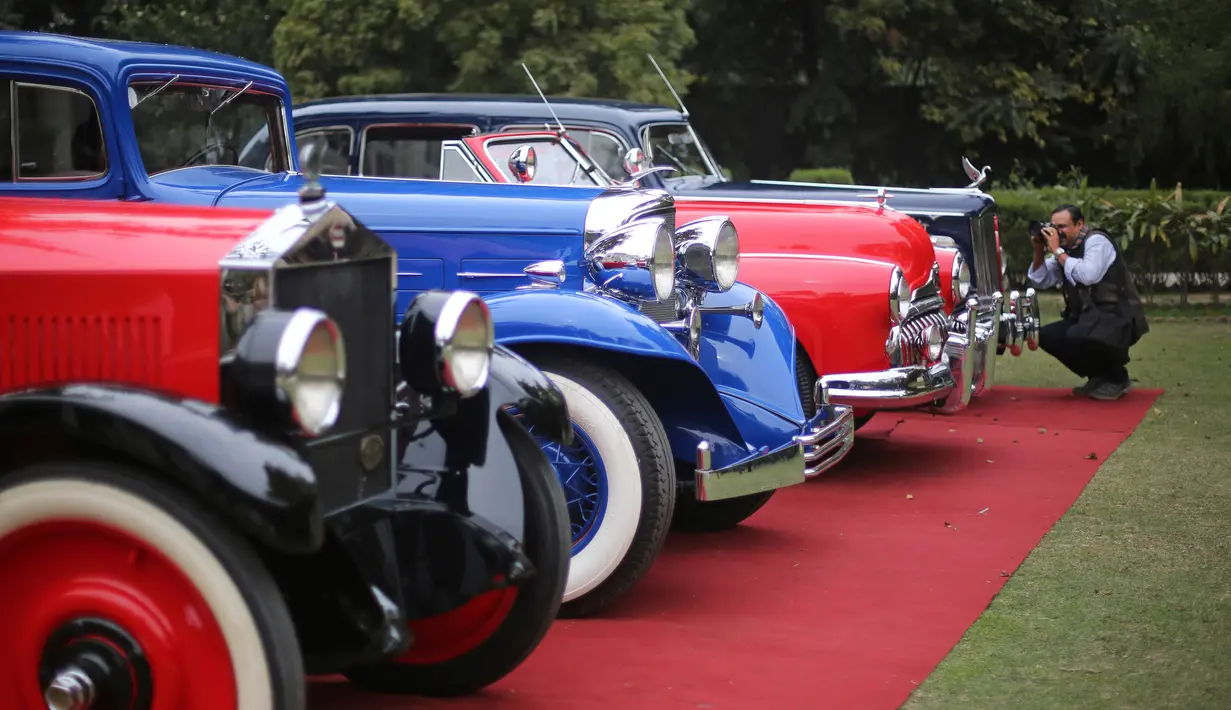 FOTO: Ratusan Mobil Vintage Siap Bersaing di Reli Tahunan India - Foto ...