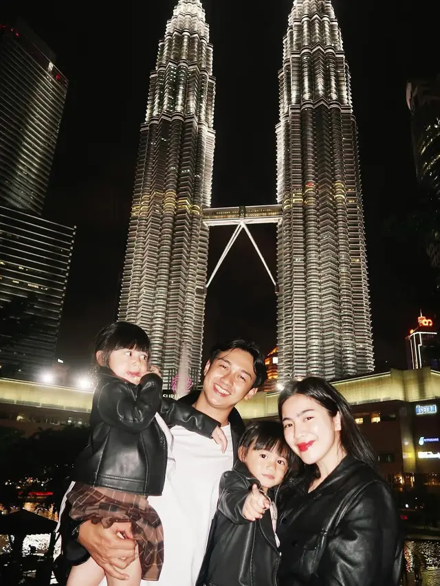 7 Artis Liburan ke Luar Negeri Awal Ramadan 2025, Rachel Vennya di Las Vegas - Hot Liputan6.com