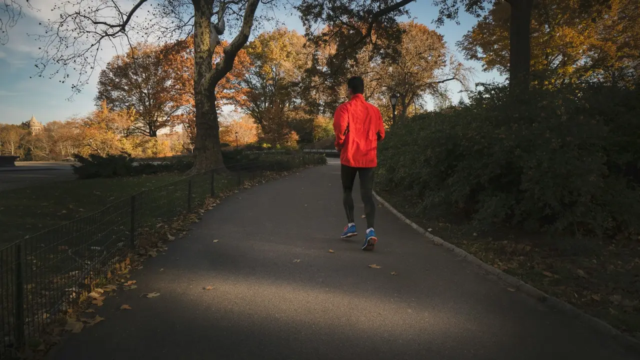 9 Manfaat Lari Pagi sebelum Sarapan - Ragam Bola.com
