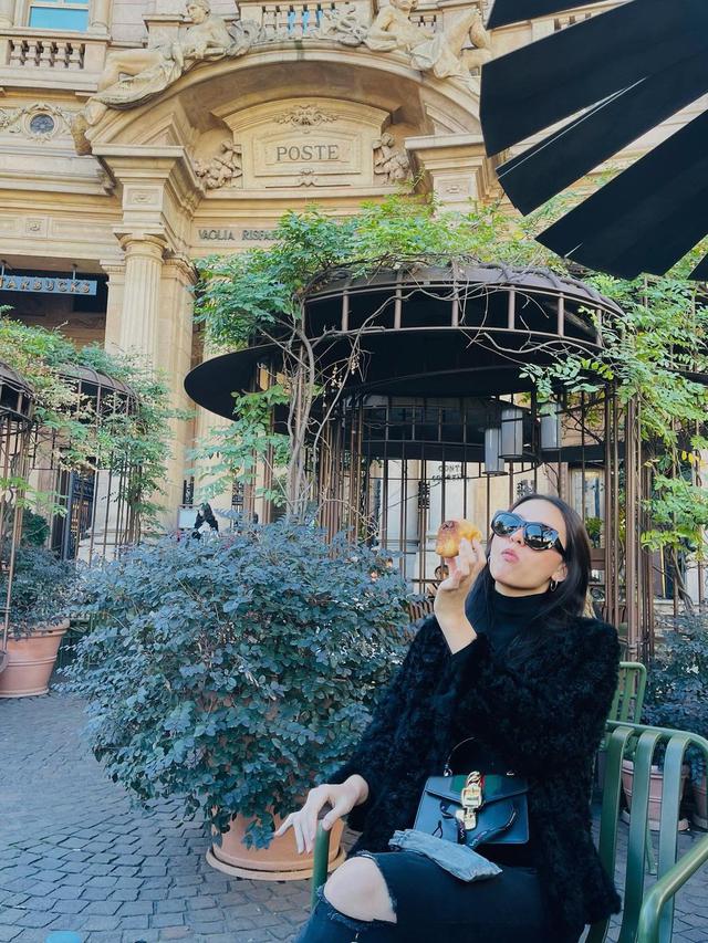 7 Potret Aliyah Faizah Liburan di Eropa, Kunjungi Milan dan Amsterdam ...