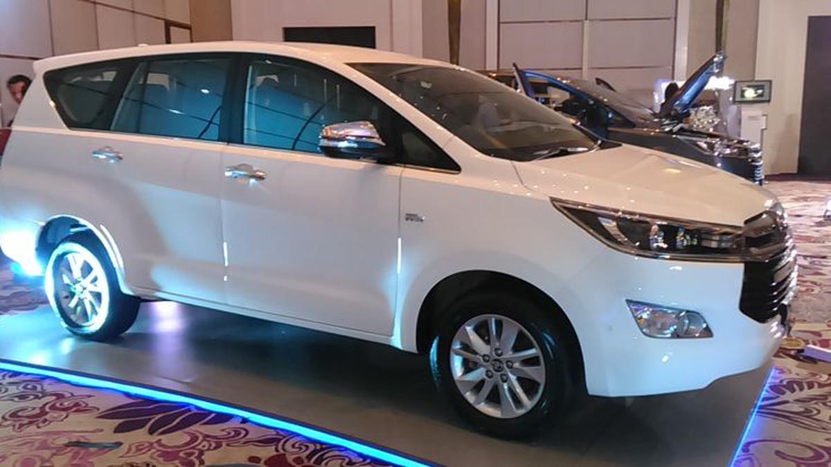 Toyota Kijang Innova Termurah Dibanderol Rp 282 Juta - Otomotif ...