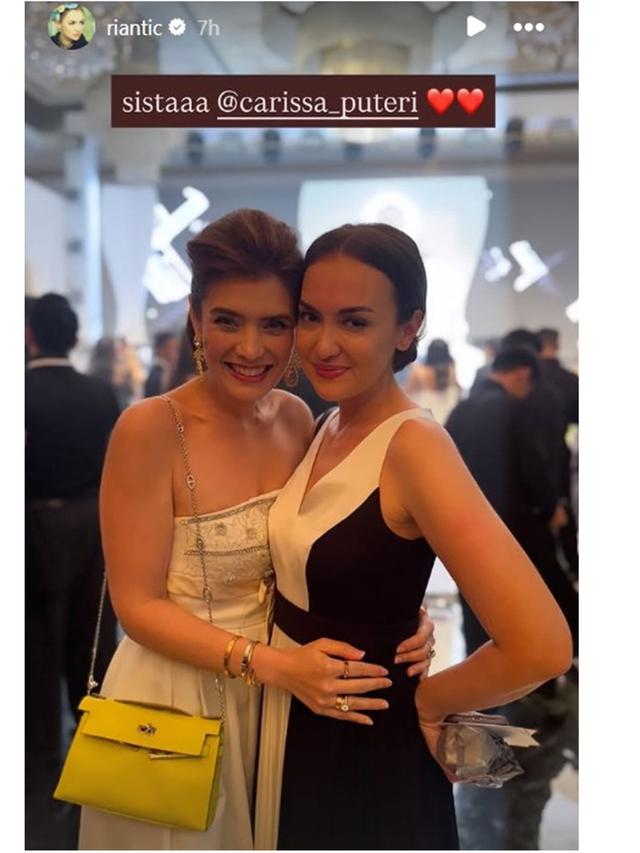 6 Potret Carissa Putri dan Rianti Cartwright di Resepsi Luna Maya ...