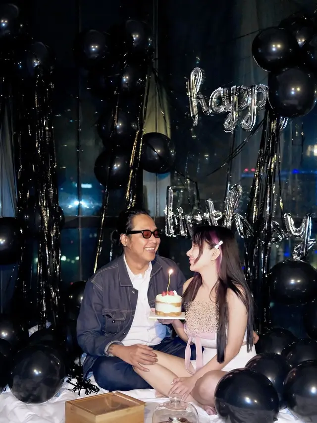 6 Potret Cupi Cupita Ulang Tahun ke-32, Rayakan Bareng Gofar Hilman - Hot Liputan6.com