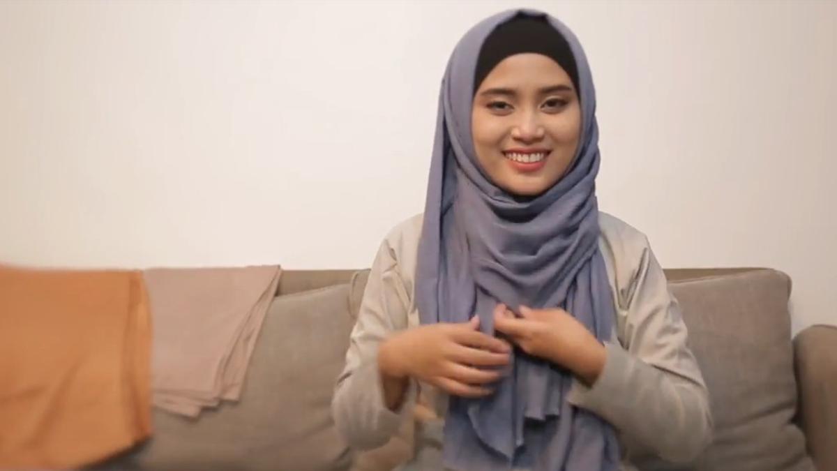 Tutorial Hijab Praktis untuk Tampilan ke Kantor - Islami Liputan6.com
