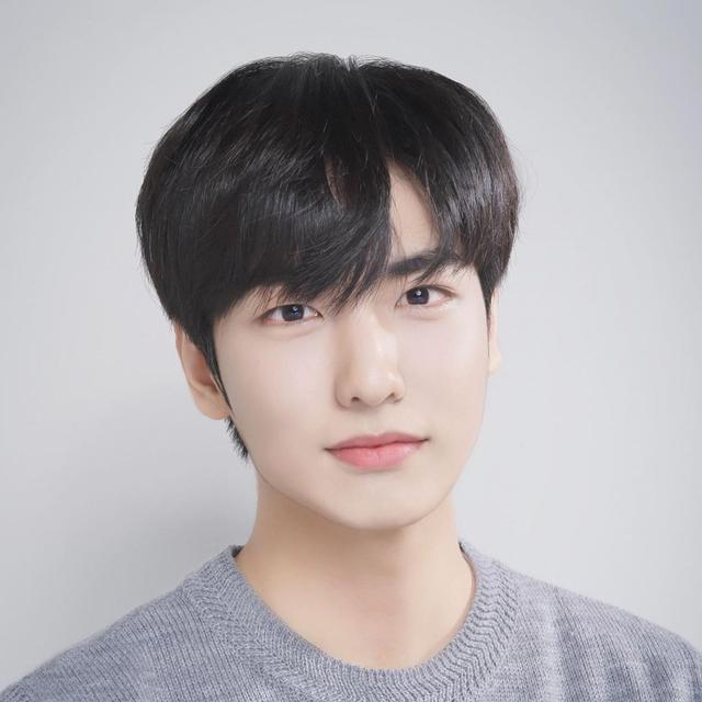 5 Fakta Sosok Lee Ji Han, Aktor Korea yang Jadi Korban Tragedi ...