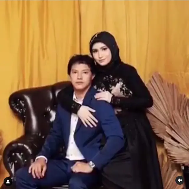 Cinlok di Putih Abu-Abu Hingga Menikah, Ini 6 Potret Kiki Azhari dan Hardi Fadhillah - Hot ...