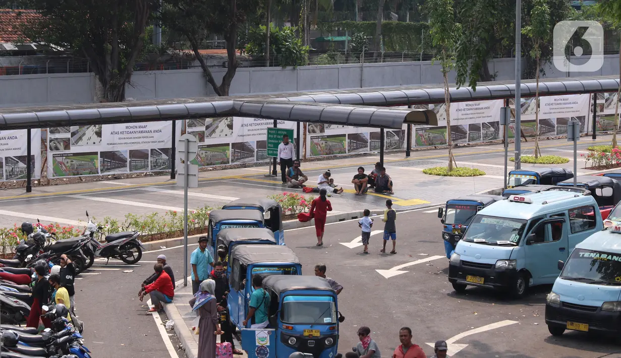 FOTO: Melihat Kawasan Integrasi Antarmoda di Stasiun Tanah Abang - Foto ...