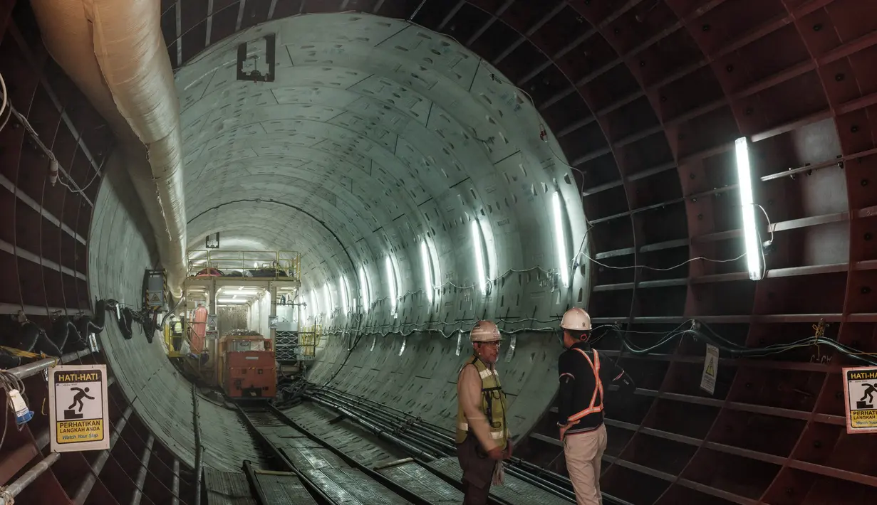 Melihat Perkembangan Pembangunan MRT Jakarta Fase 2 - Foto Liputan6.com