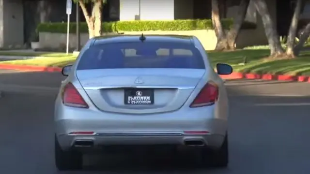 Gaptek, Rapper Kanye West Bingung Nyalakan Mesin Mercy Maybach ...