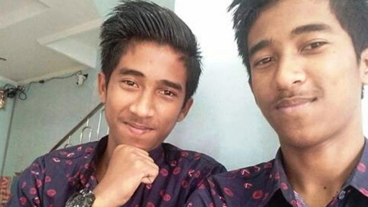 Bahagia dan Duka si Kembar Duo Mus di Panggung Dangdut Academy 4