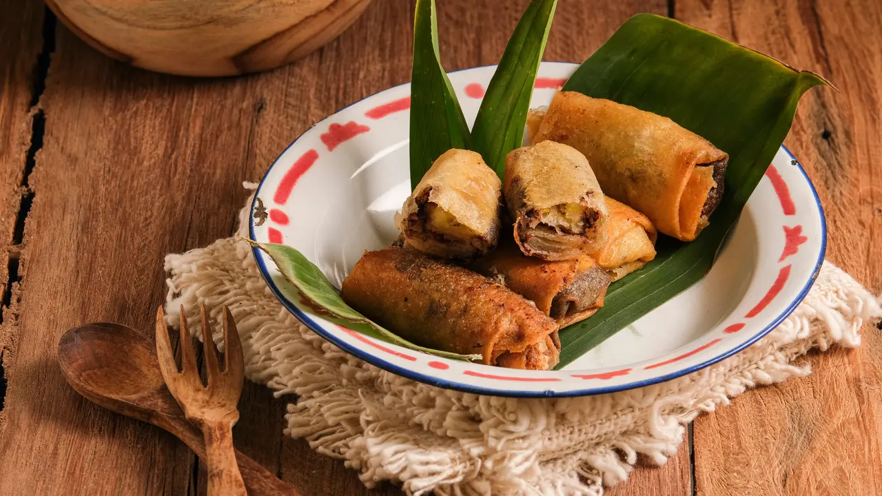 7 Resep Piscok Lumer Berbagai Topping untuk Camilan di Sore Hari