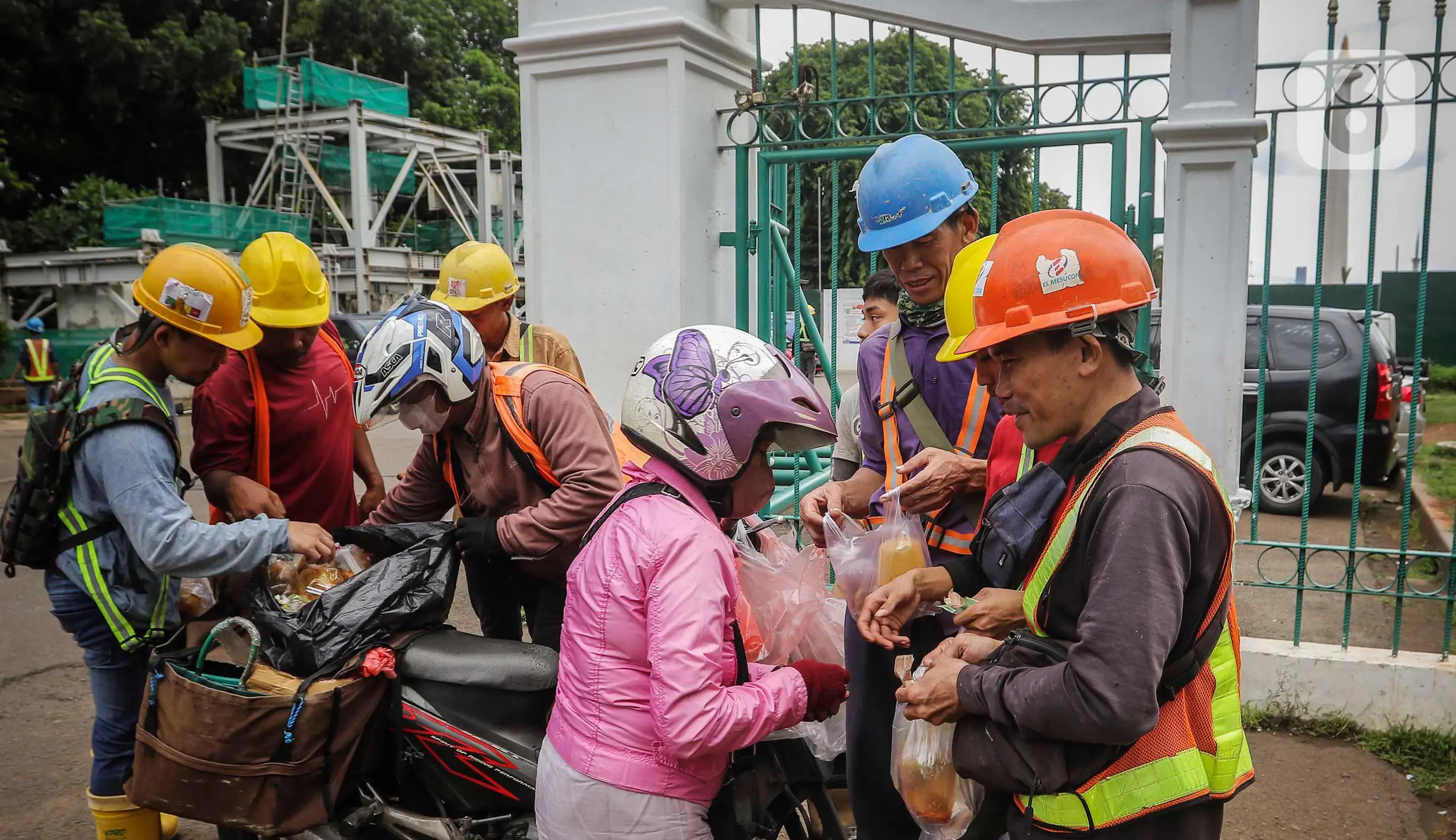 Tenaga Kerja Indonesia Masih Didominasi Sektor Informal - Foto Liputan6.com