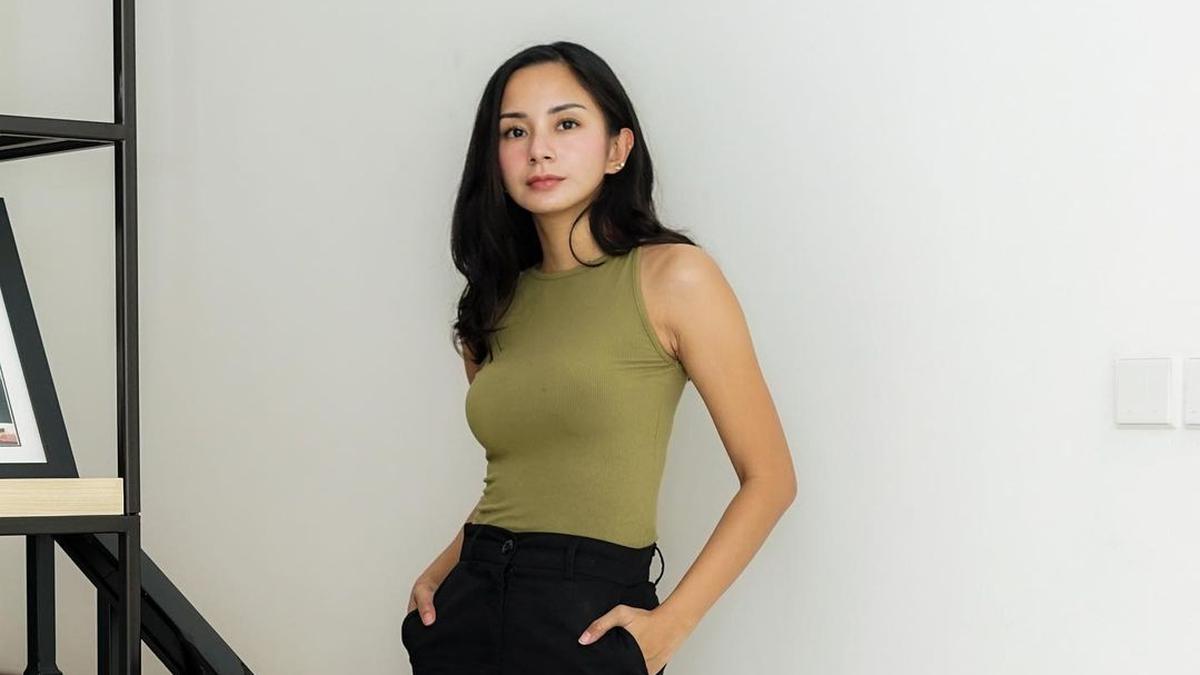 Kirana Larasati Pamer Perut Rata, Netizen: Nggak Sopan - Entertainment ...