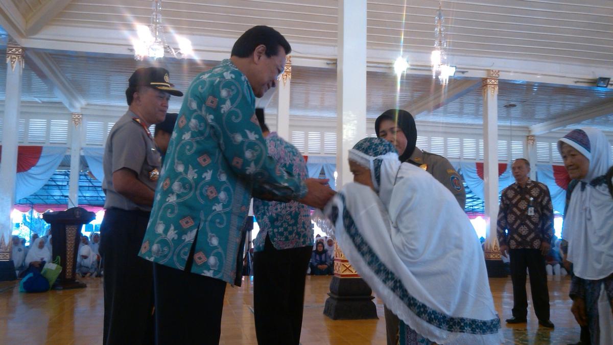 Lepas Ribuan Calon Haji, Sultan HB X Ingatkan Menjauhi Korupsi