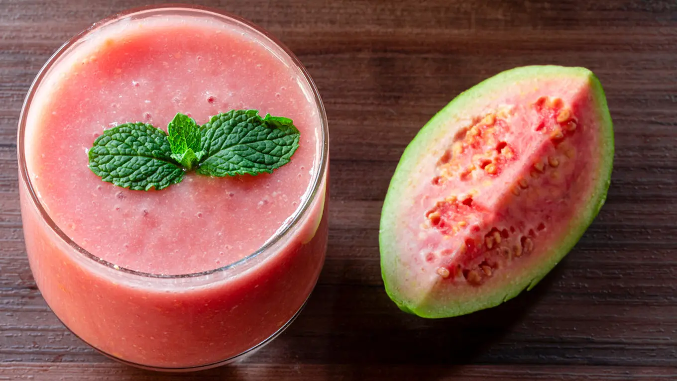 Resep Jus Jambu Biji Ala Rumahan untuk Mencerahkan Kulit - Food Fimela.com