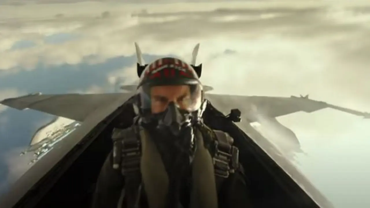 Tom Cruise dan Bintang Top Gun: Maverick Harus Jago Jadi Kamerawan ...
