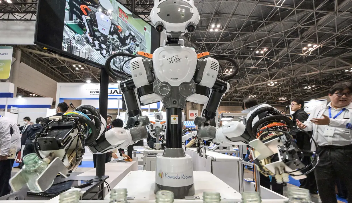 Intip Ragam Keterampilan Robot di Pameran Robot Internasional 2023 ...