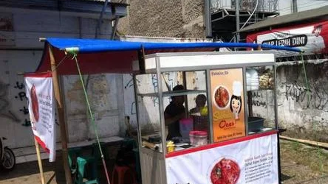 17 Rekomendasi Tempat Makan Seblak di Bandung, Yuk Cicipi Kelezatannya