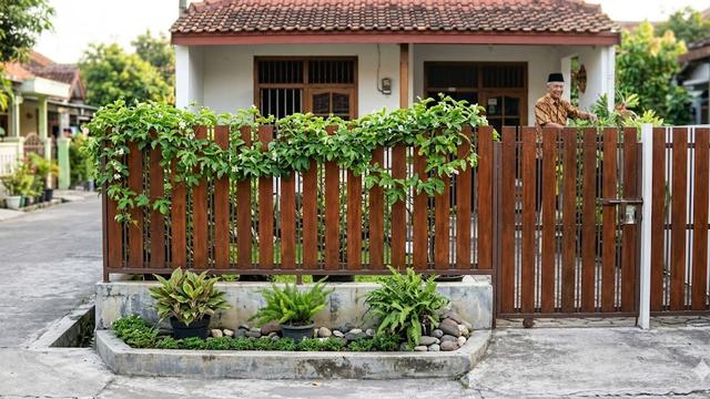 5 Ide Pagar Murah dari Bahan Sederhana, Cocok untuk Halaman Kecil
