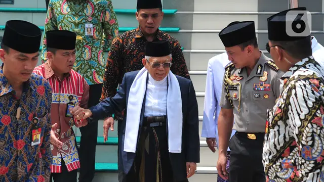Ma'ruf Amin dan Istri Shalat Idul Adha di Masjid Istiqlal - News ...
