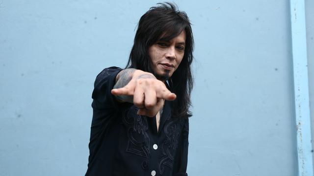 Beda Usia 16 Tahun, Ovy /rif Mantap Menikah Ketiga Kalinya - ShowBiz ...