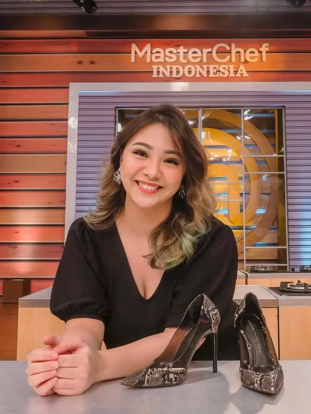 7 Potret Devy Anastasia Masterchef Season 9 yang Viral karena OnlyFans - Hot Liputan6.com