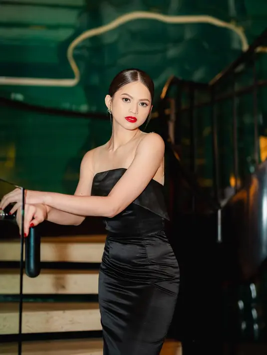 Potret Maudy Effrosina Pacar Fadly Faisal Pakai Dress Hitam, Tampil ...