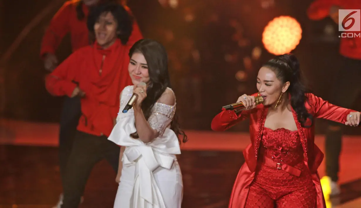 FOTO: Aksi Panggung Via Vallen dan Zaskia Gotik di HUT ke-23 Indosiar