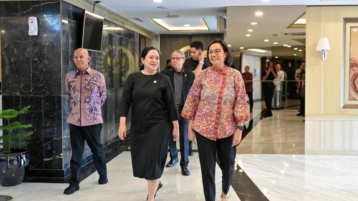 Sri Mulyani Meet Up Bareng Puan Maharani di DPR, Bahas Apa? - Bisnis ...