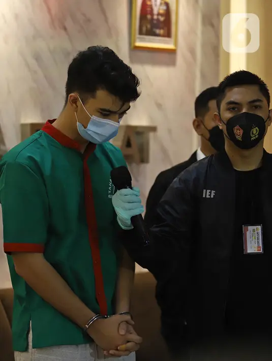 FOTO: Potret Jeff Smith Jadi Tersangka Kasus Narkoba - Foto Liputan6.com