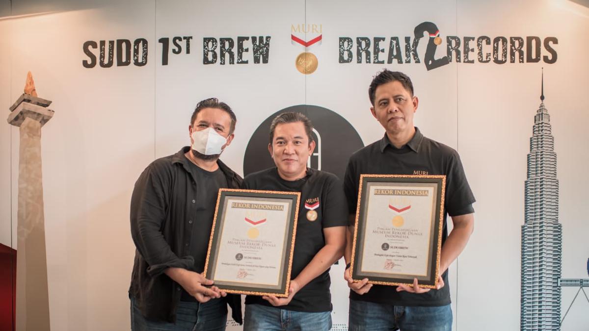 Peringati Hari Kopi Dunia, Sudo Brew Raih 2 Rekor MURI - ShowBiz Liputan6.com