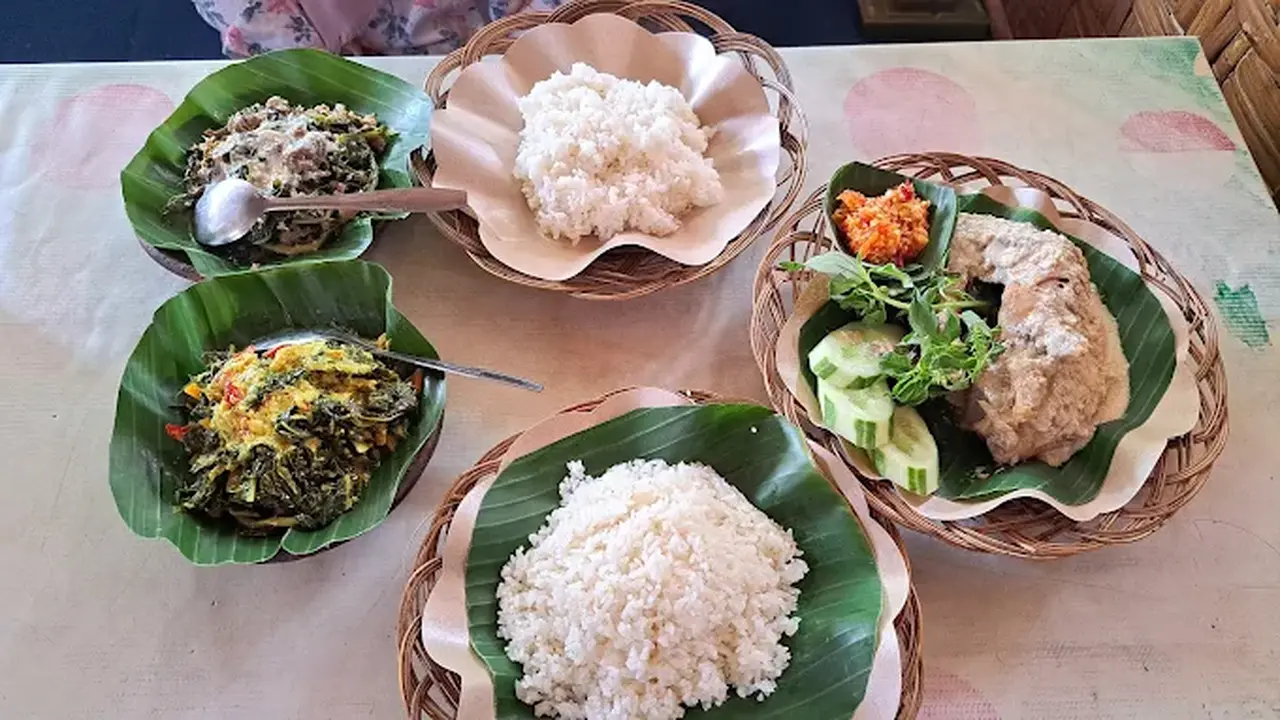 11 Rekomendasi Tempat Makan Ayam Ingkung di Jogja, Cita Rasa Menggugah ...