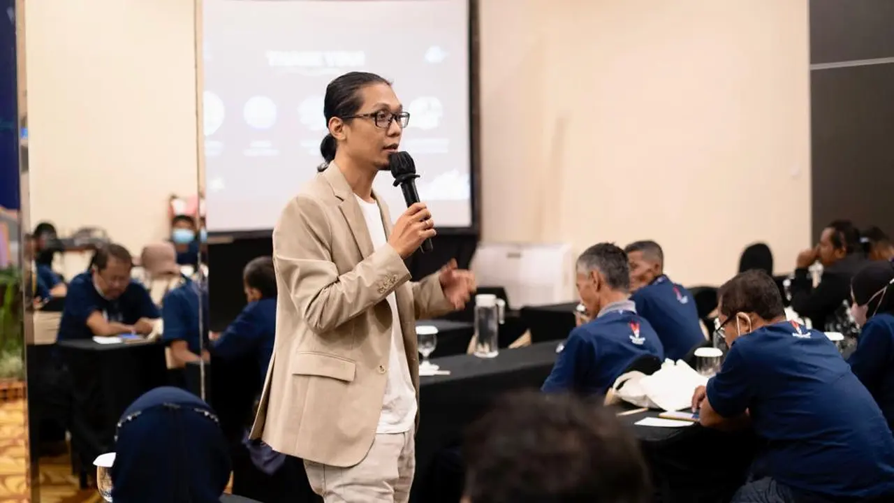 Adhitya Tri Arifianto Bisa Bangun Rumah saat Masih Kuliah Berkat Bisnis Produk Digital - ShowBiz ...