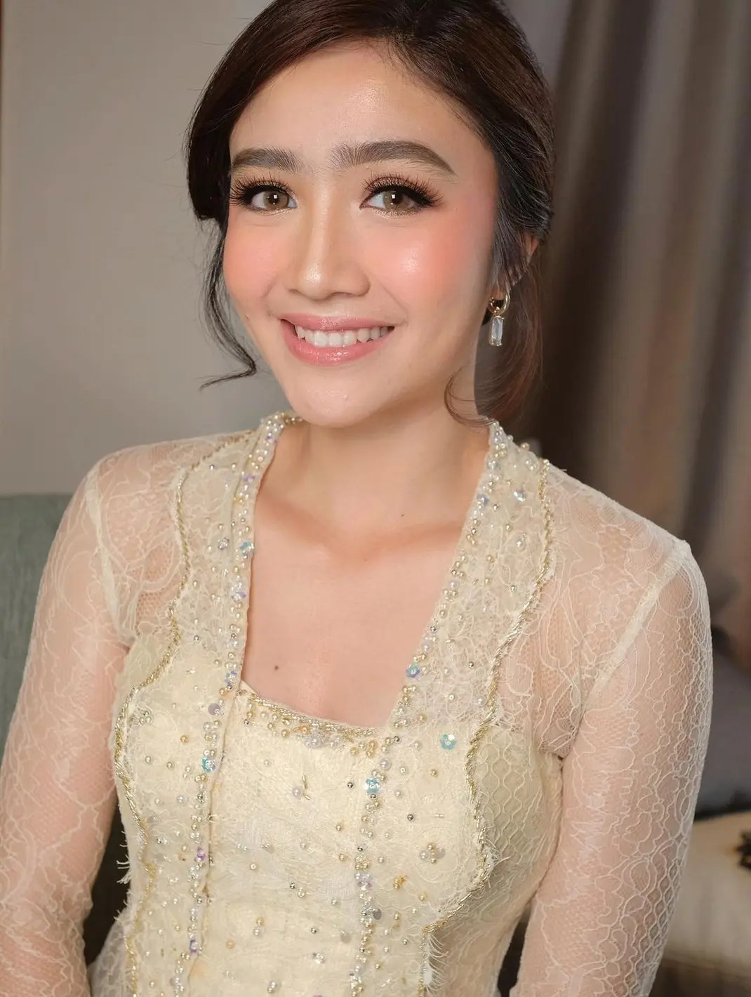 6 Inspirasi Kebaya Bridesmaid ala Artis, dari Maudy Ayunda hingga Bunga Citra Lestari - Photo ...