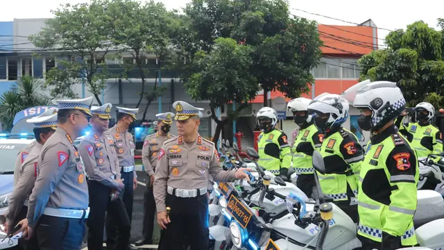 Kakorlantas Cek Kesiapan Kendaraan Listrik untuk Pengamanan KTT G20 di Bali - News Liputan6.com