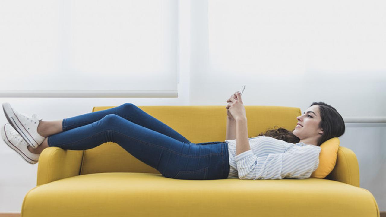 Rumah Anda Berdesain Minimalis? Ini Pilihan Sofa yang Pas!