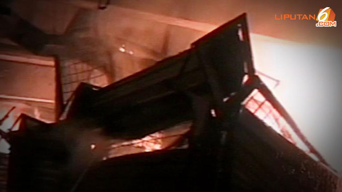 Penyebab Kebakaran Pasar Kramat Jati Karena Korsleting? - News Liputan6.com